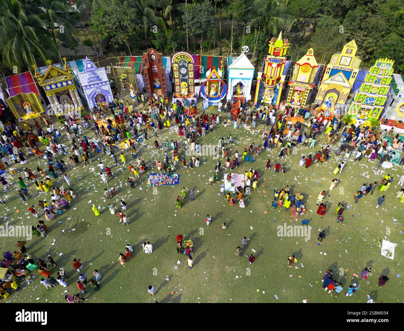 Dhaka, Dhaka, Bangladesh. 3rd Feb, 2025. Bangladeshi Hindu students perform a worship ritual for ...