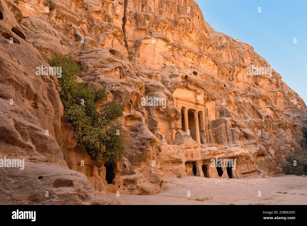 The Palace Tomb is a Nabataean tomb in the Petra Archaeological Park ...