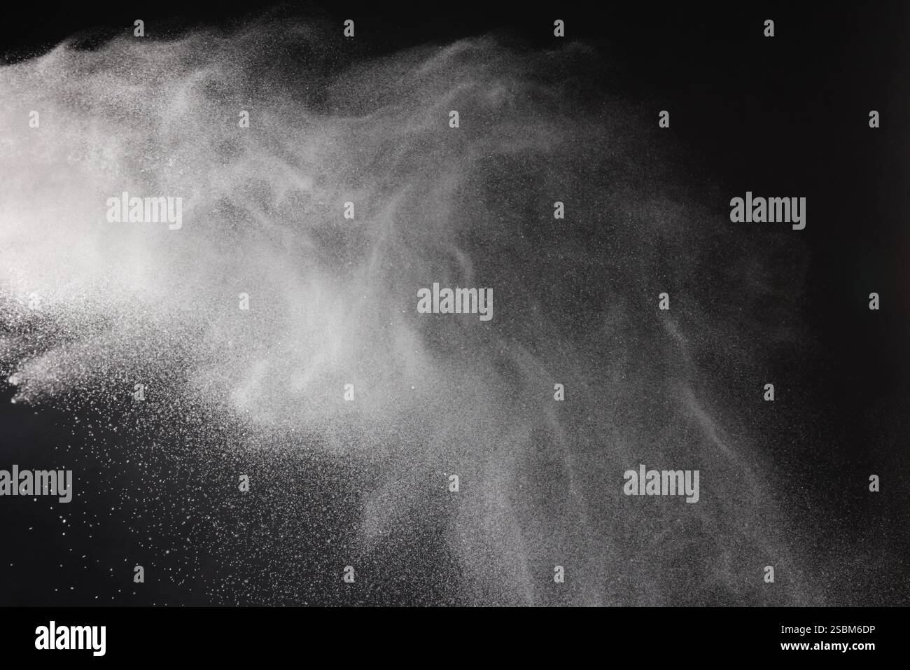 Snow falling on dark sky hi-res stock photography and images - Alamy