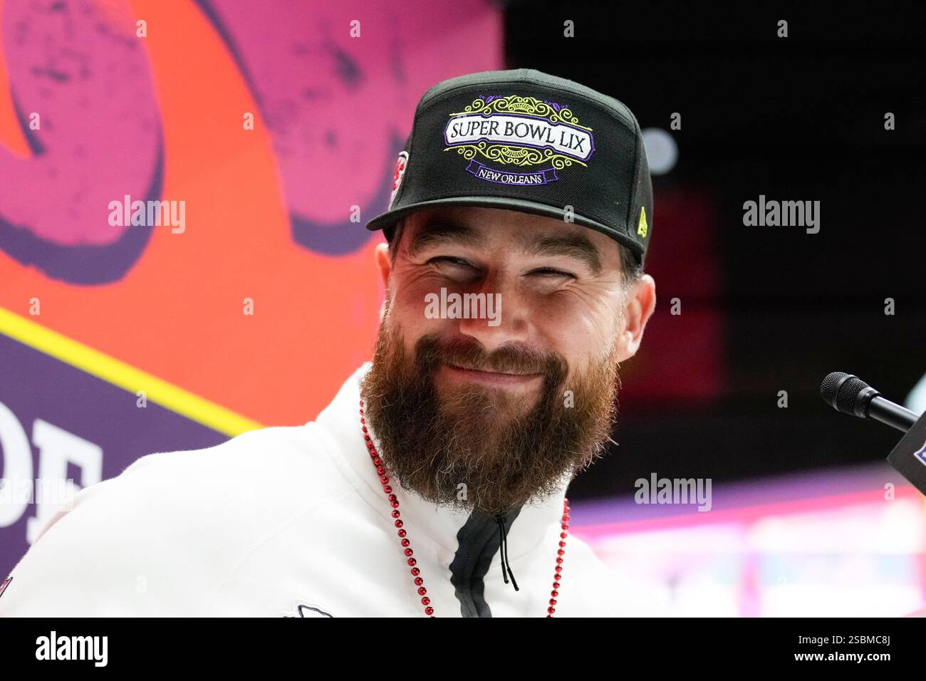 Kansas City Chiefs tight end Travis Kelce (87) participates during ...