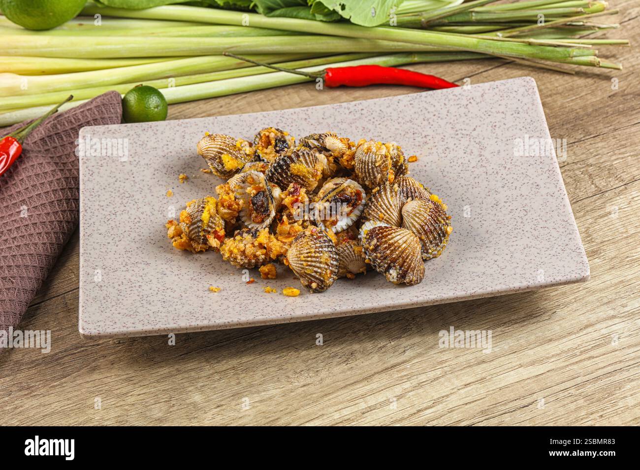 Blood Cockle Fried With Garlic and spices Stock Photo - Alamy