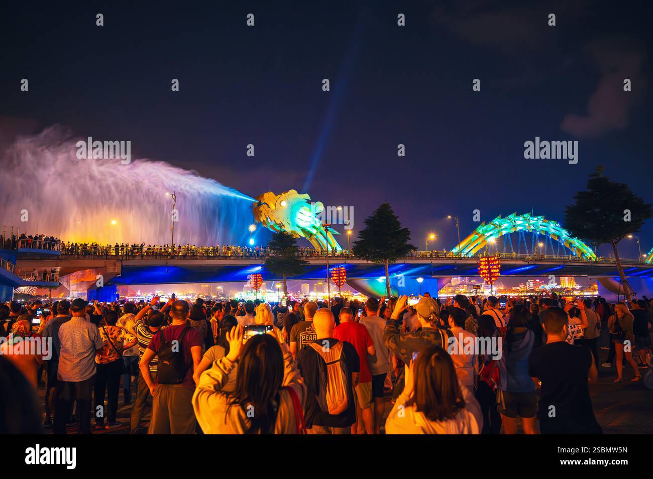 Fire water show on Dragon Bridge or Cau Rong Bridge in Da Nang in ...
