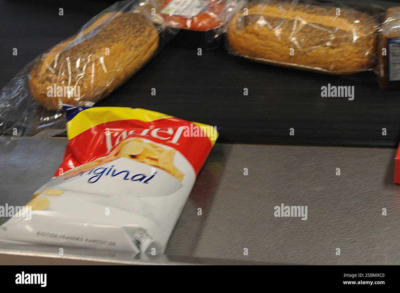 Copenhagen, Denmark. 11 March 2021, Grocery shoppers in danish grocery ...