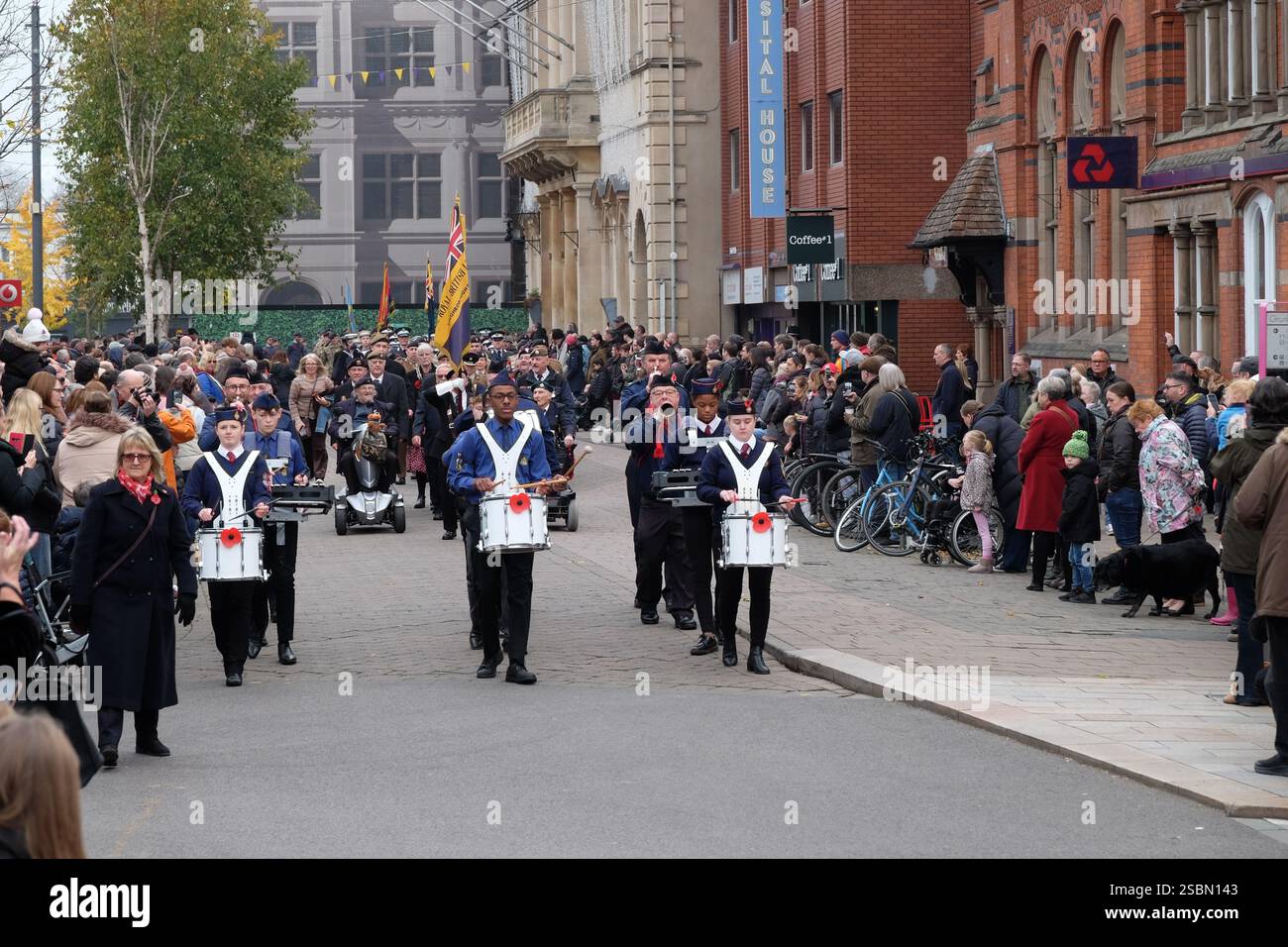 boys brigade marching in loughboroughs remembrance day parade Stock ...