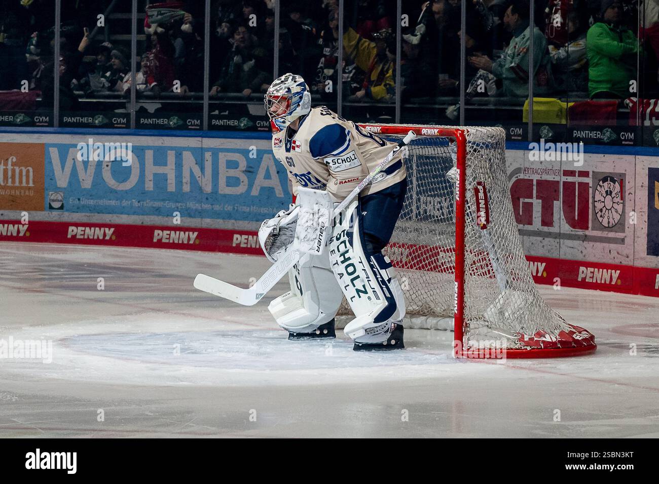 Joacim Eriksson (Torwart, Schwenninger Wild Wings, #60) im ...