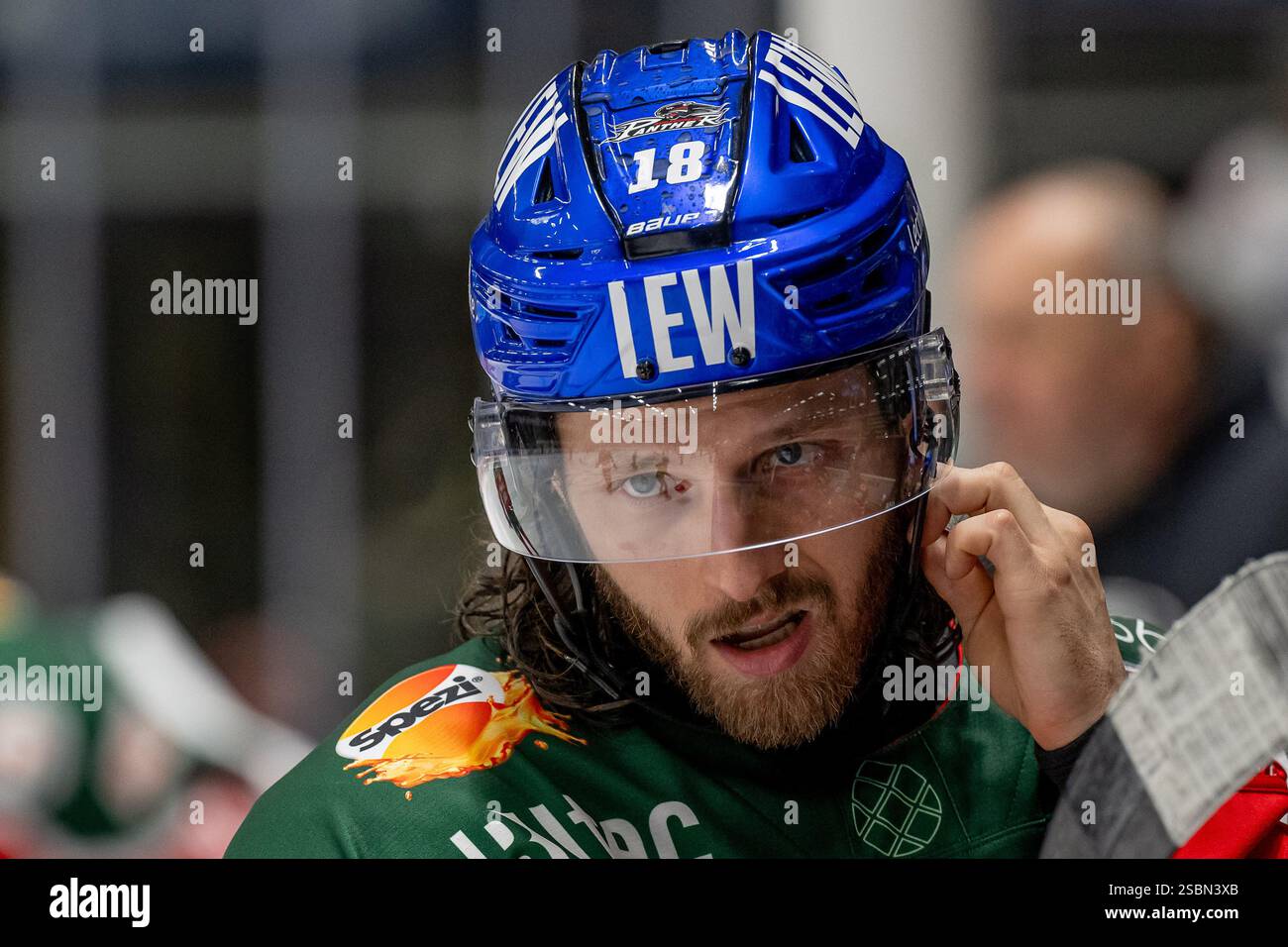 Anthony Louis (Augsburger Panther, #18) / Portrait / Portraet. GER ...