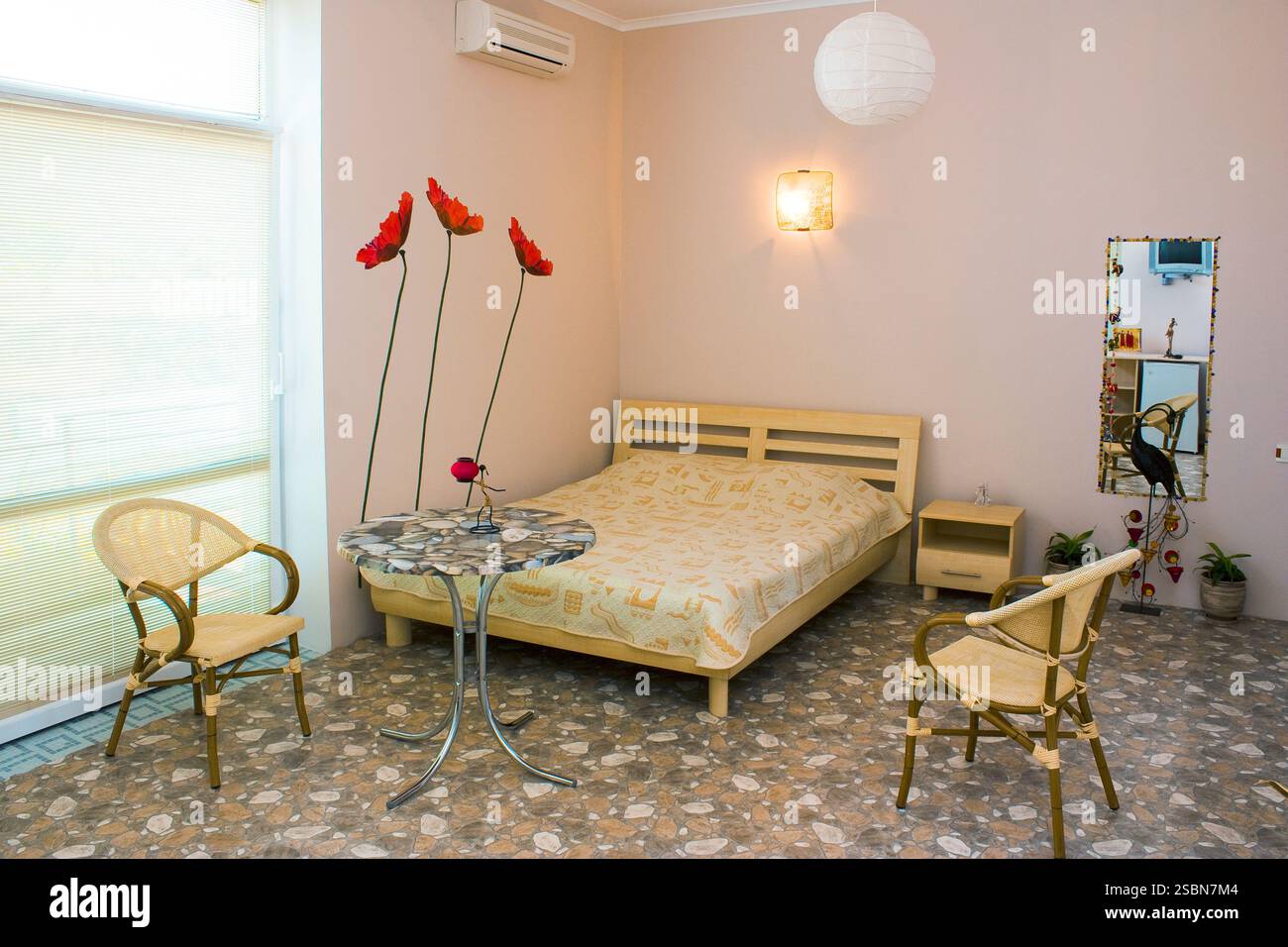 hotel room with good living conditions Stock Photo - Alamy