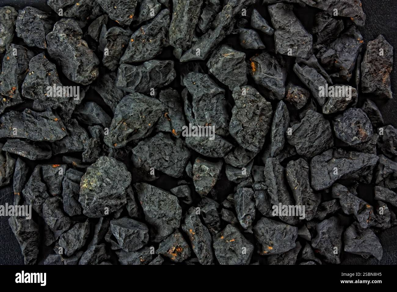 Texture black raw coal hi-res stock photography and images - Alamy