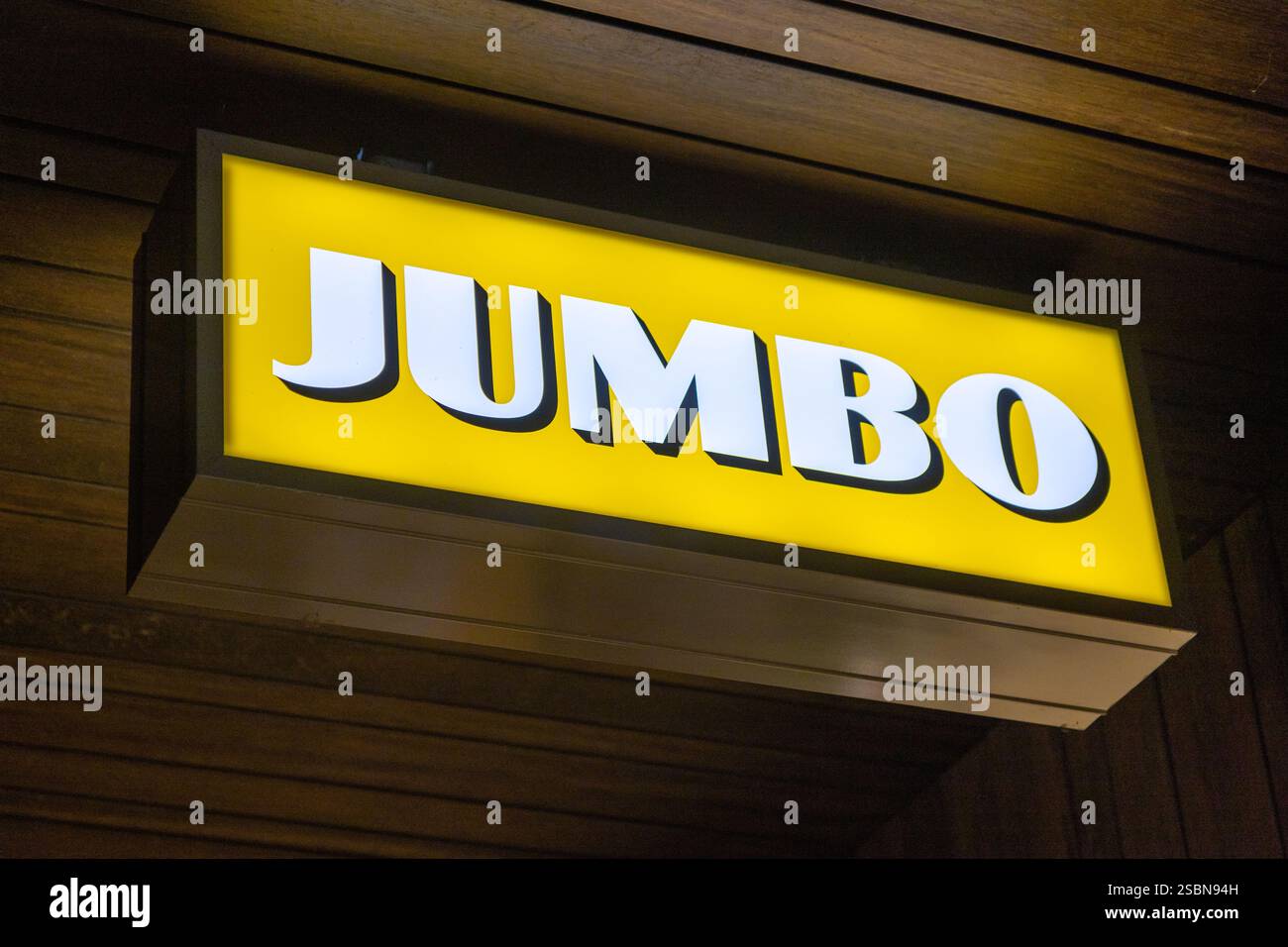 Jumbo supermarket groceries store, shop sign logo Stock Photo - Alamy