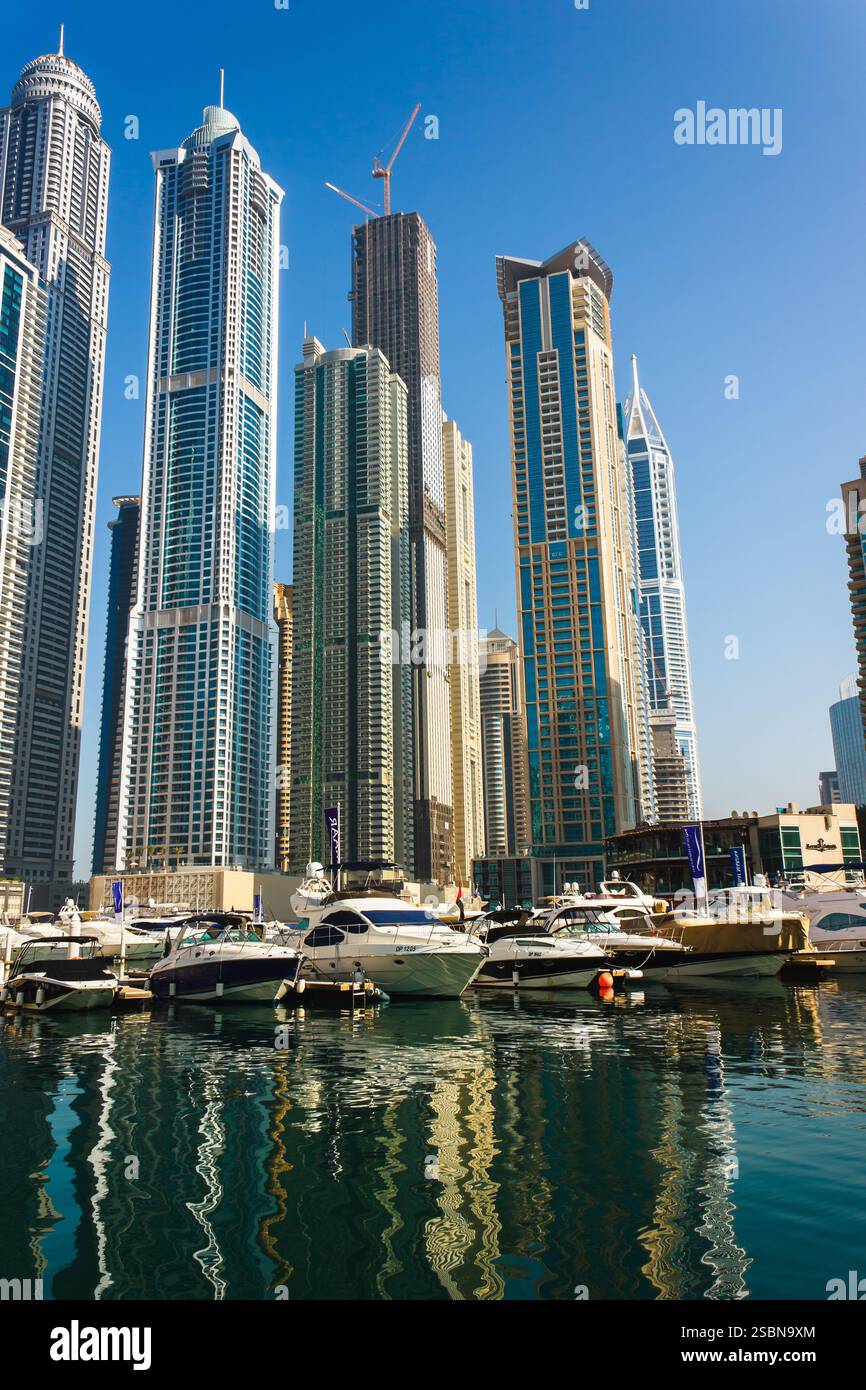 DUBAI, UAE - NOVEMBER 13: High rise buildings and streets in Dubai, UAE ...