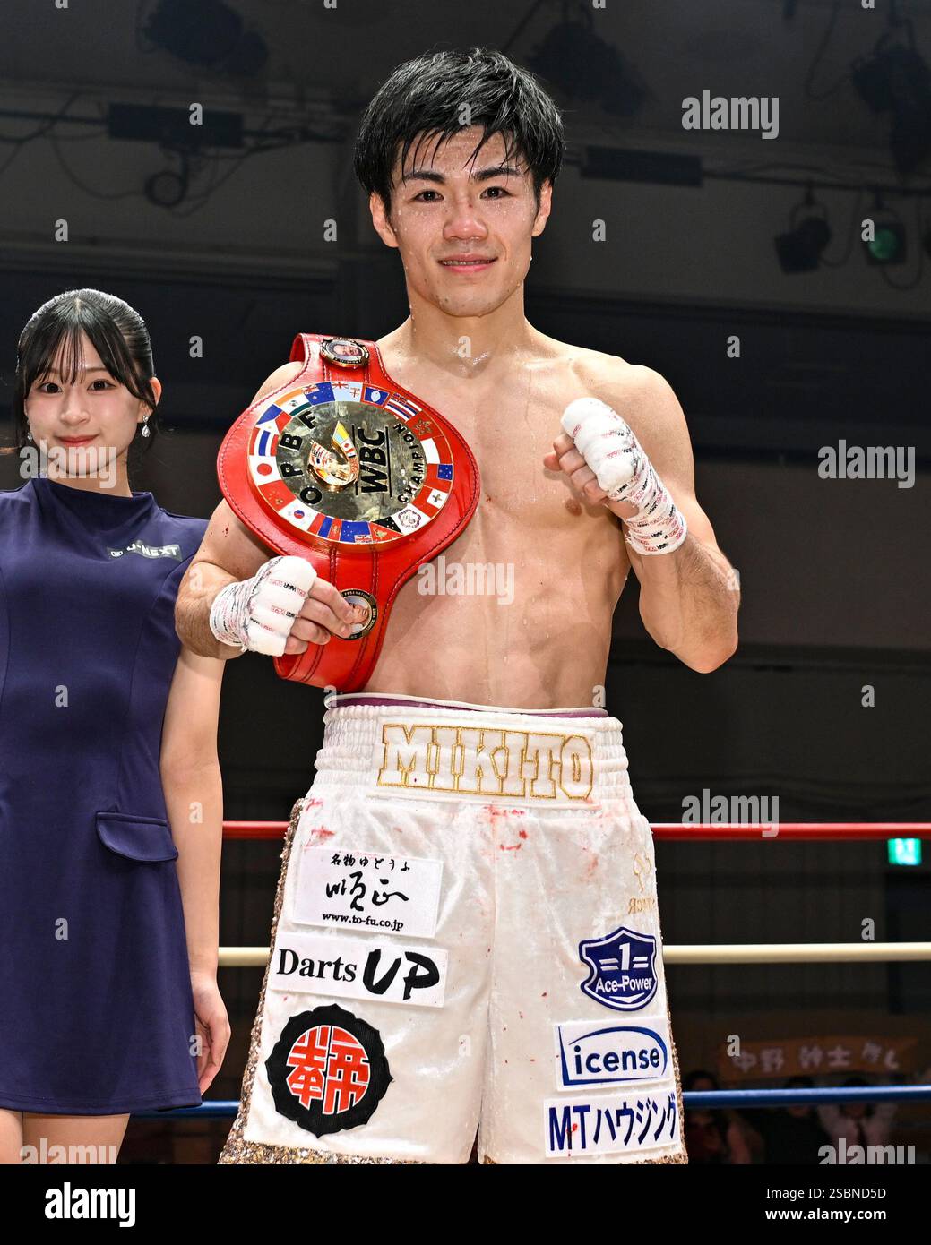 Tokyo, Japan. 18th Jan, 2025. Champion Mikito Nakano of Japan poses after winning his OPBF ...