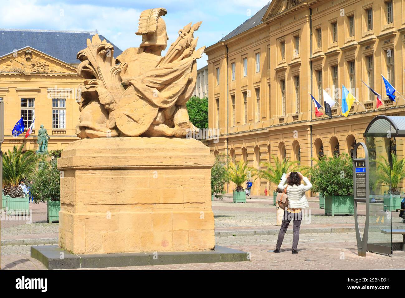 France, Moselle, Metz, town centre, Place d'Armes, 18th century ...