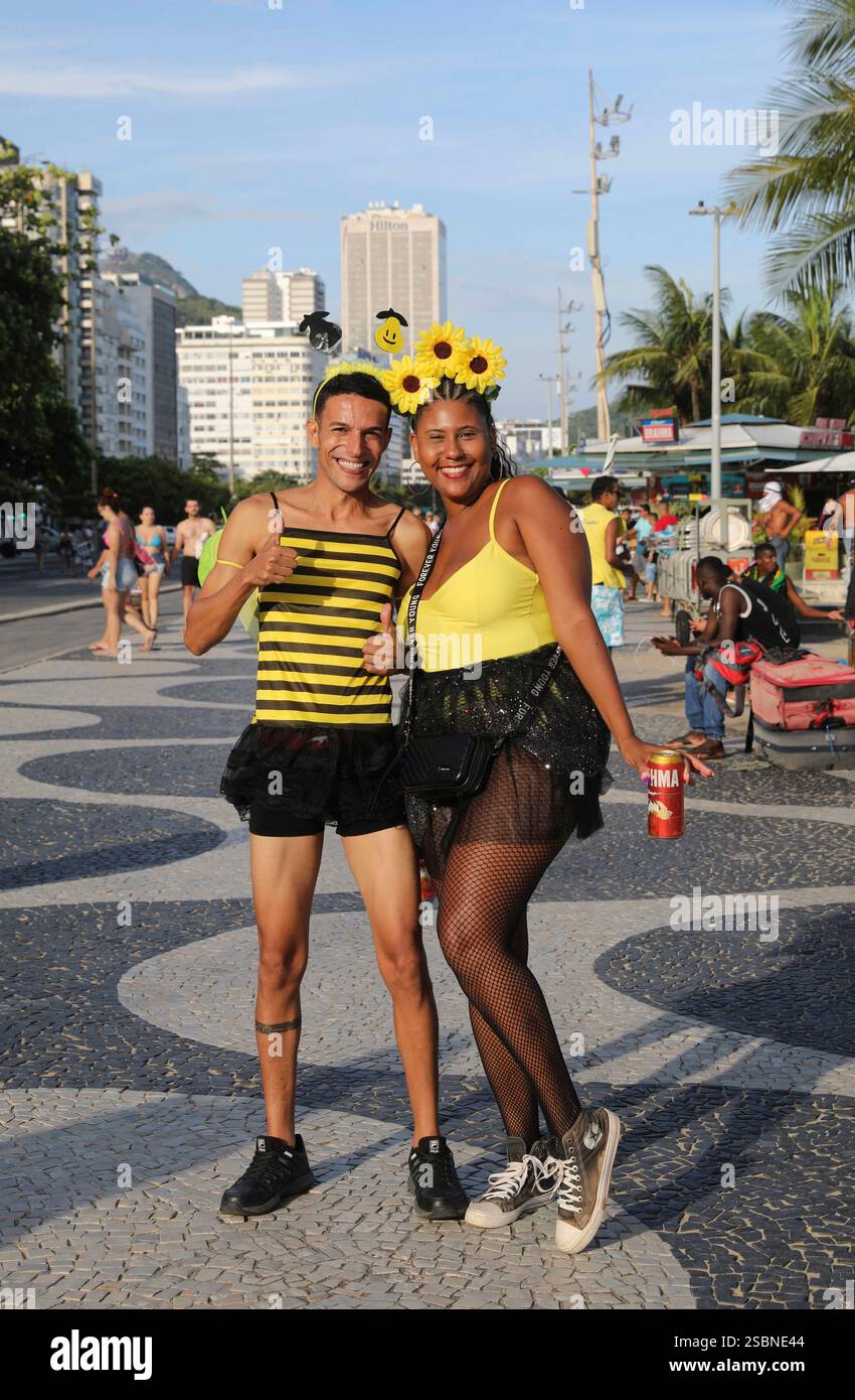 Brasil, Rio de Janeiro, young Cariocas in fancy dress on the Copacabana ...