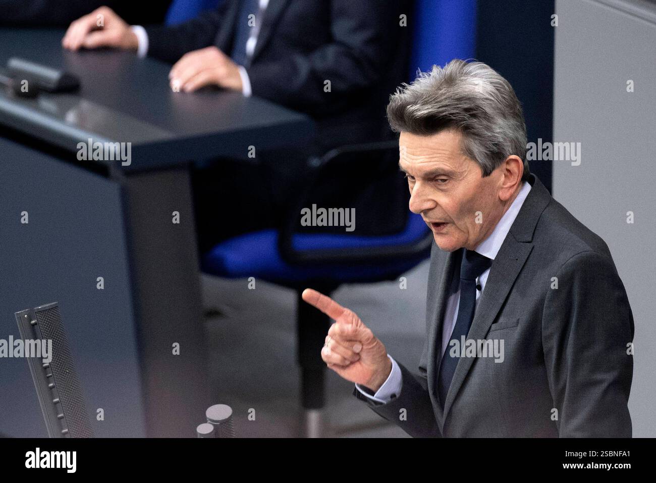 Rolf Muetzenich - Bundestag Zustrombegrenzungsgesetz DEU, Deutschland, Germany, Berlin, 31.01. ...