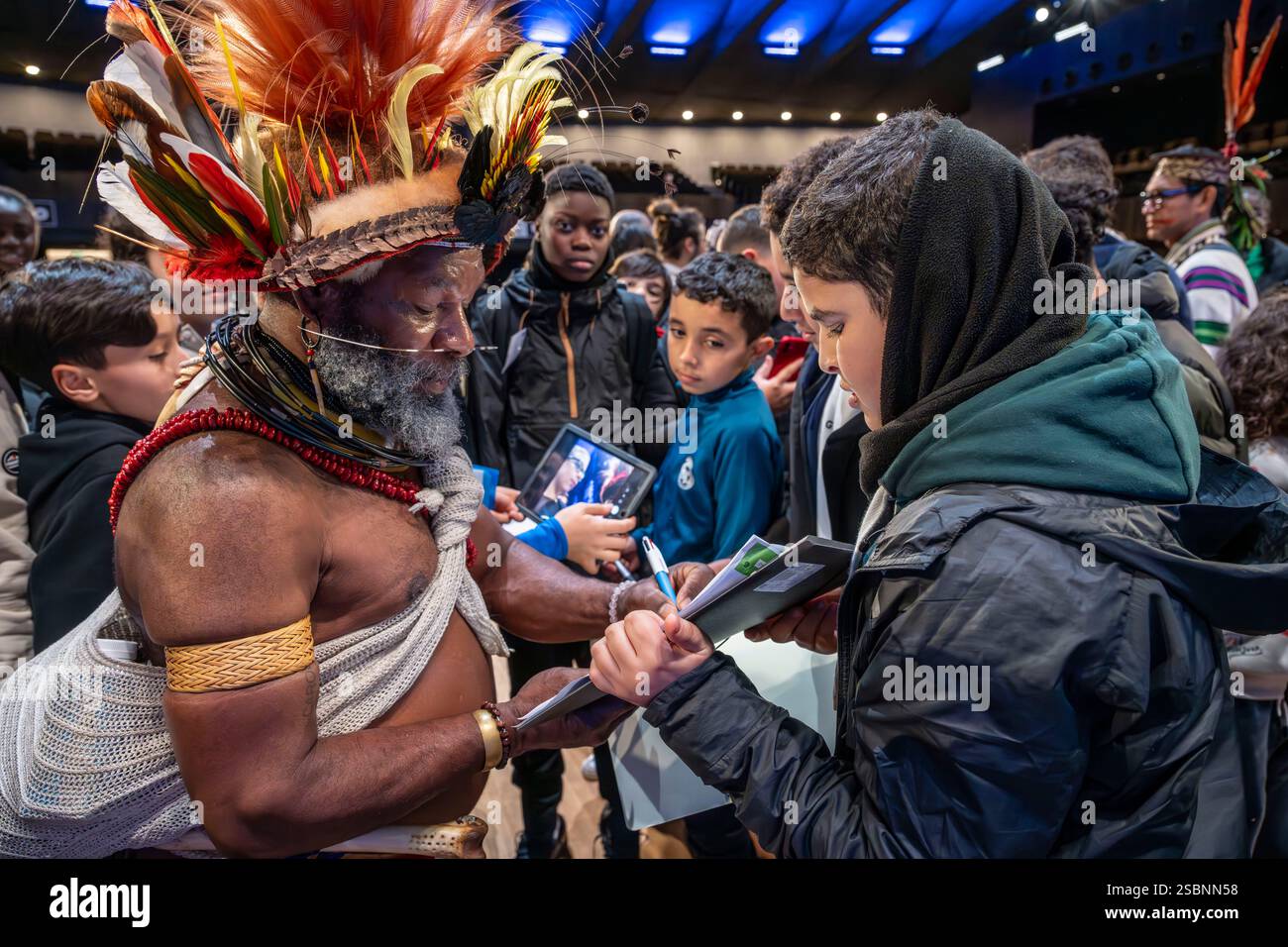 France, Paris (75), UNESCO headquarters, Campus XL, meeting with five ...