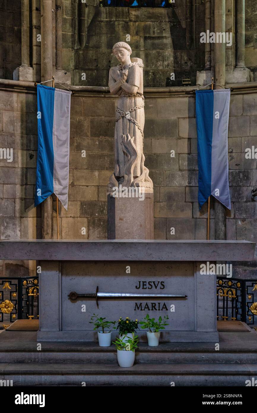 France, Seine Maritime, Rouen, cathedral Notre Dame of Rouen, statue of ...
