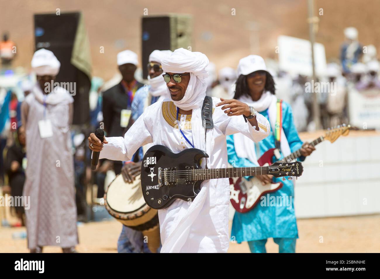 Chad, Ennedi, Wadi Hawar, Amdjarass, international festival of Saharan ...