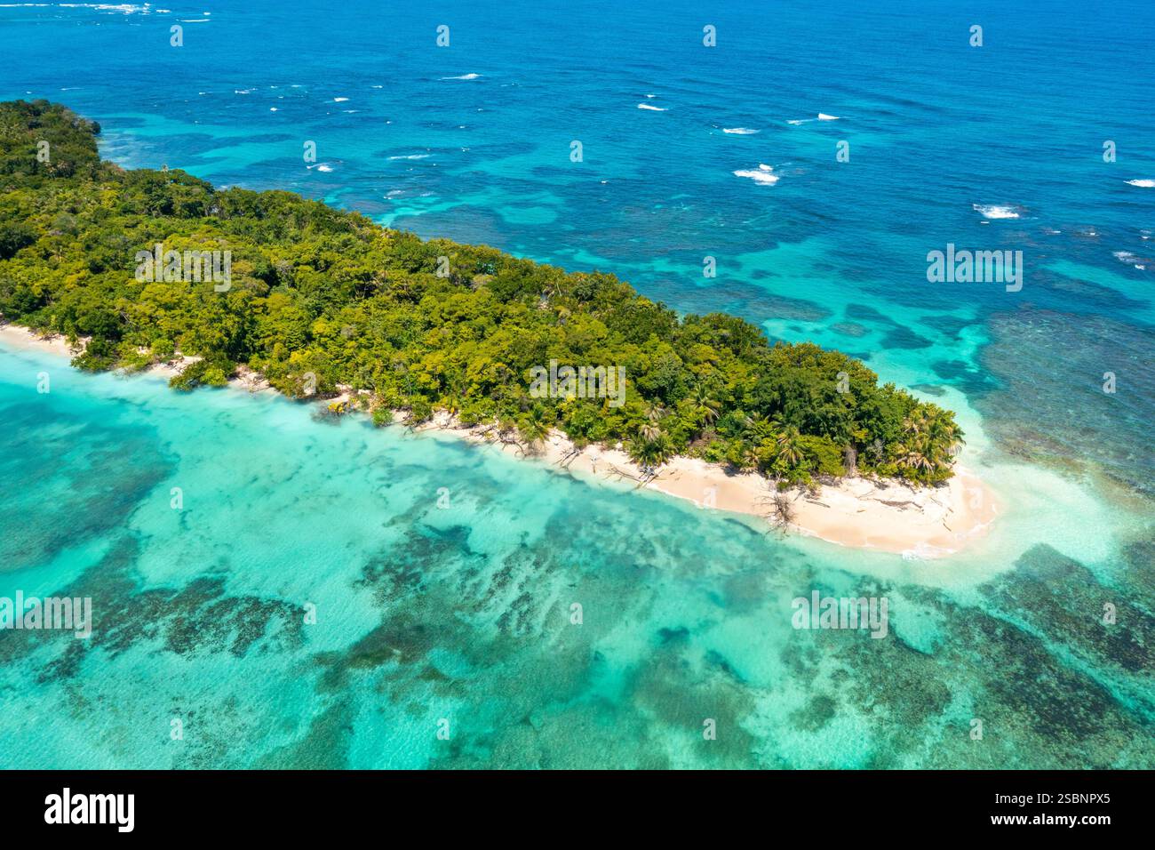 Panama, Bocas del Toro, Isla Bastimentos Marine National Park, Cayos ...