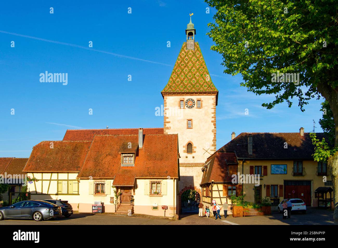 /France, Haut Rhin, Alsace wine road, Bergheim, medieval walled ancient ...
