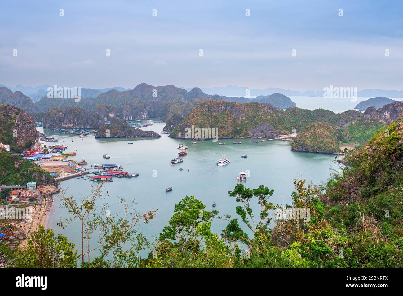 Vietnam, Haiphong Province, Cat Ba island, Ben Beo port and the karst ...