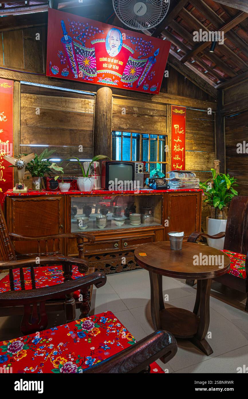 Vietnam, Haiphong Province, Cat Ba island, Cat Ba city, Ladybird café ...