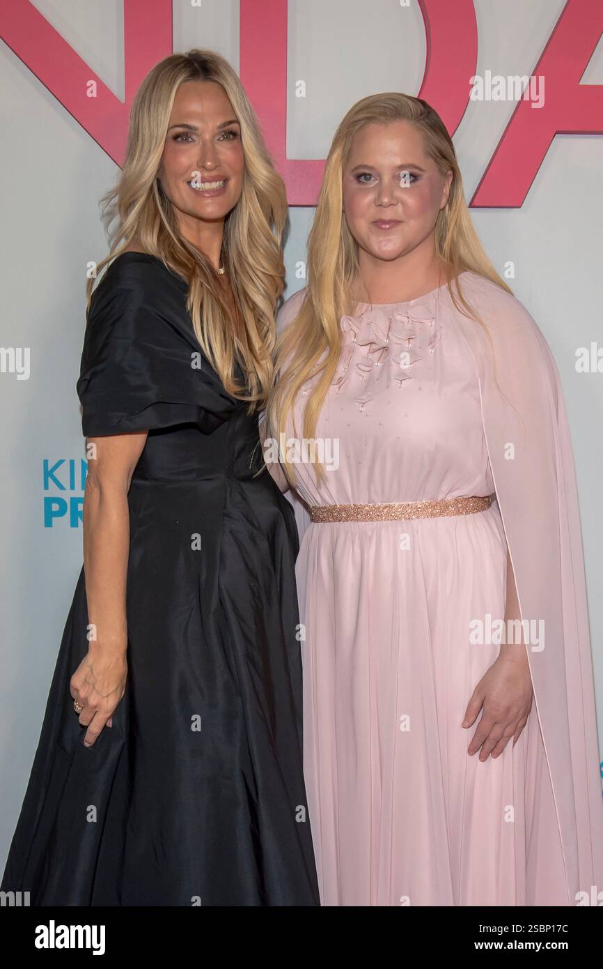 New York, United States. 03rd Feb, 2025. (L-R) Molly Sims and Amy ...