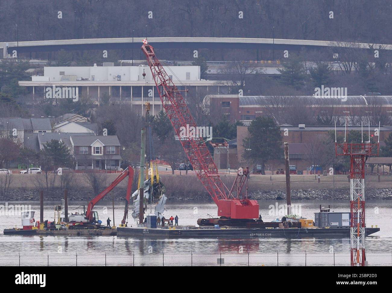 Passenger jet crashed with an Army Black Hawk helicopter in Arlington ...