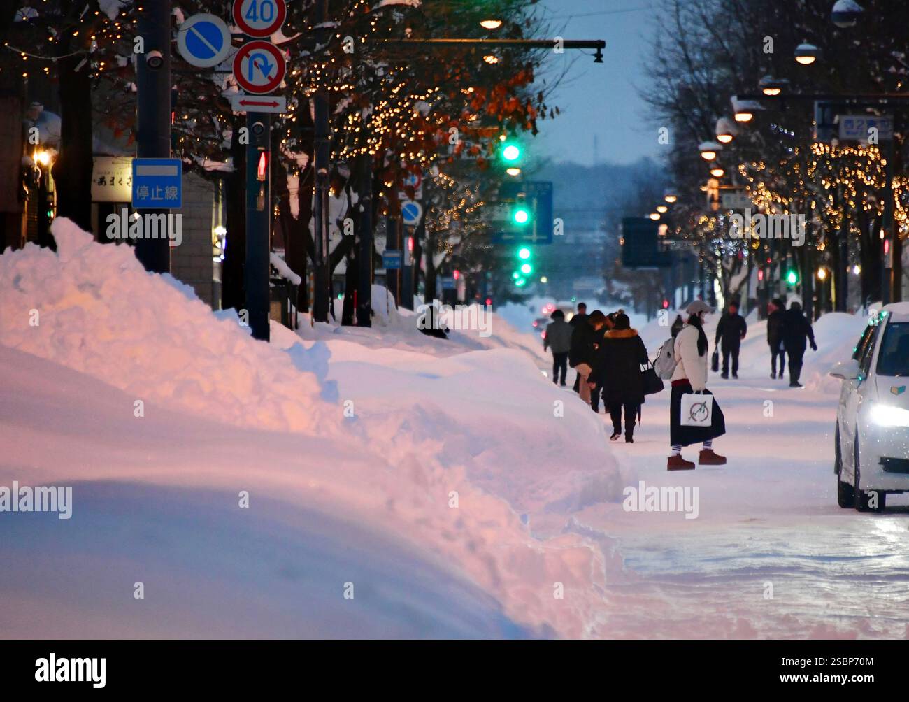 Record-breaking heavy snowfall is seen in Obihiro City, central eastern ...