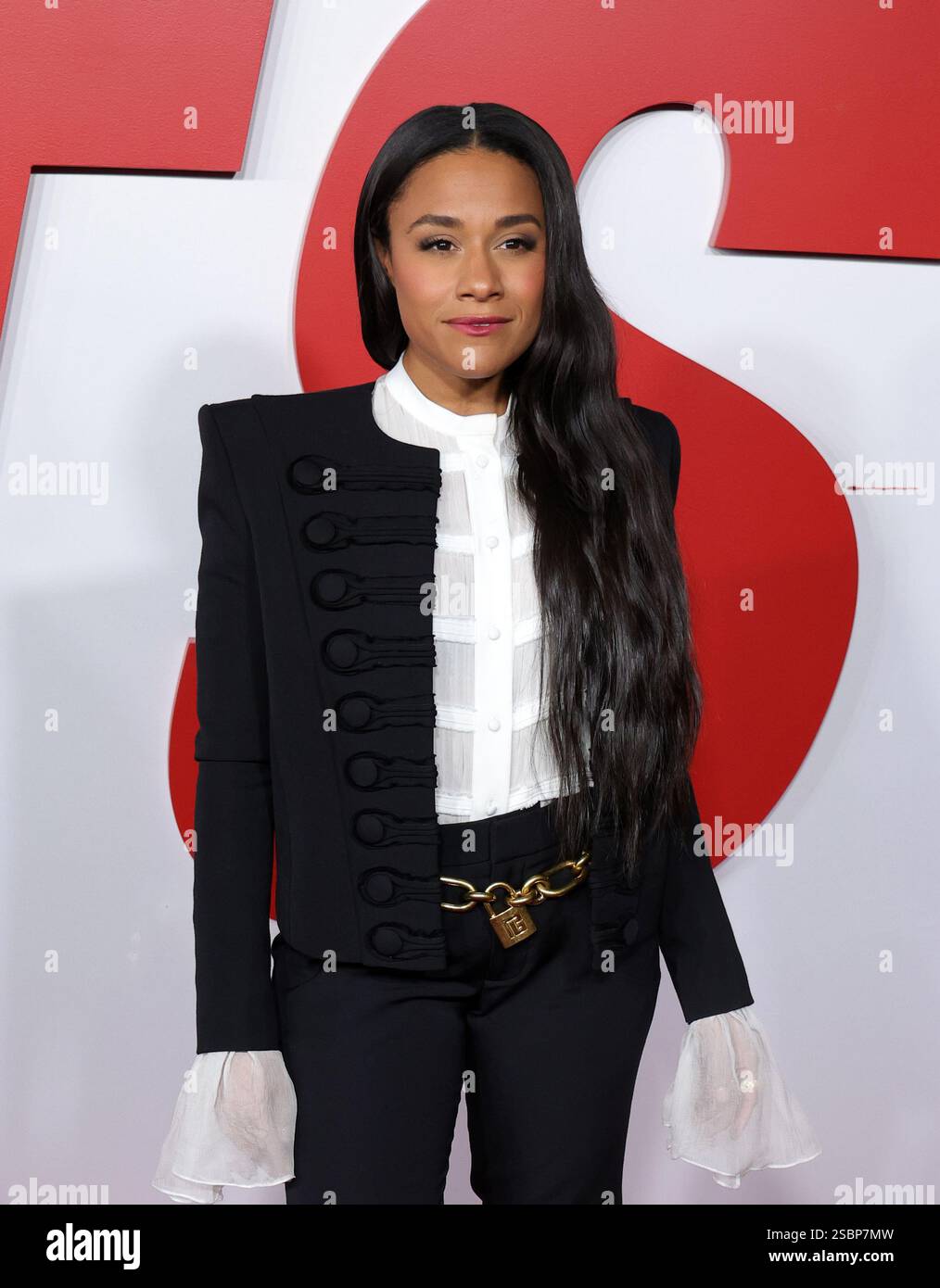 Hollywood, Ca. 03rd Feb, 2025. Ariana DeBose at the Premiere Of Universal Pictures' "Love Hurts ...