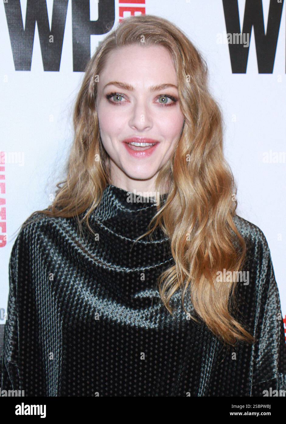 Amanda Seyfried arriving at the WP Theater's 40th Anniversary Gala ...