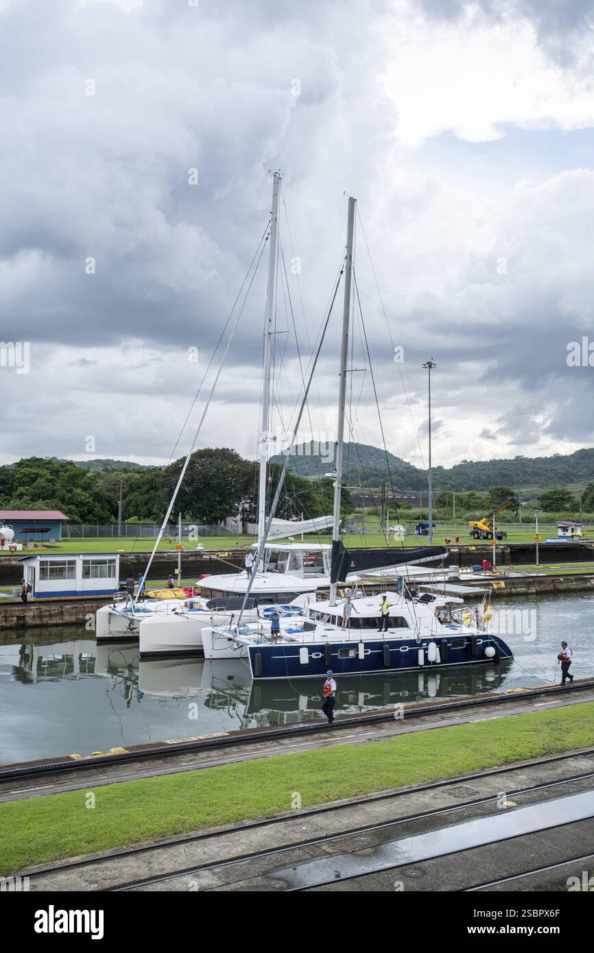 Private boats in lock, Miraflores locks, Panama Canal, Panama City ...