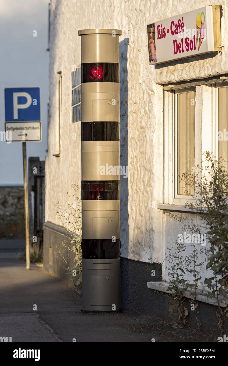 Speed camera column, column with laser measurement for both directions ...