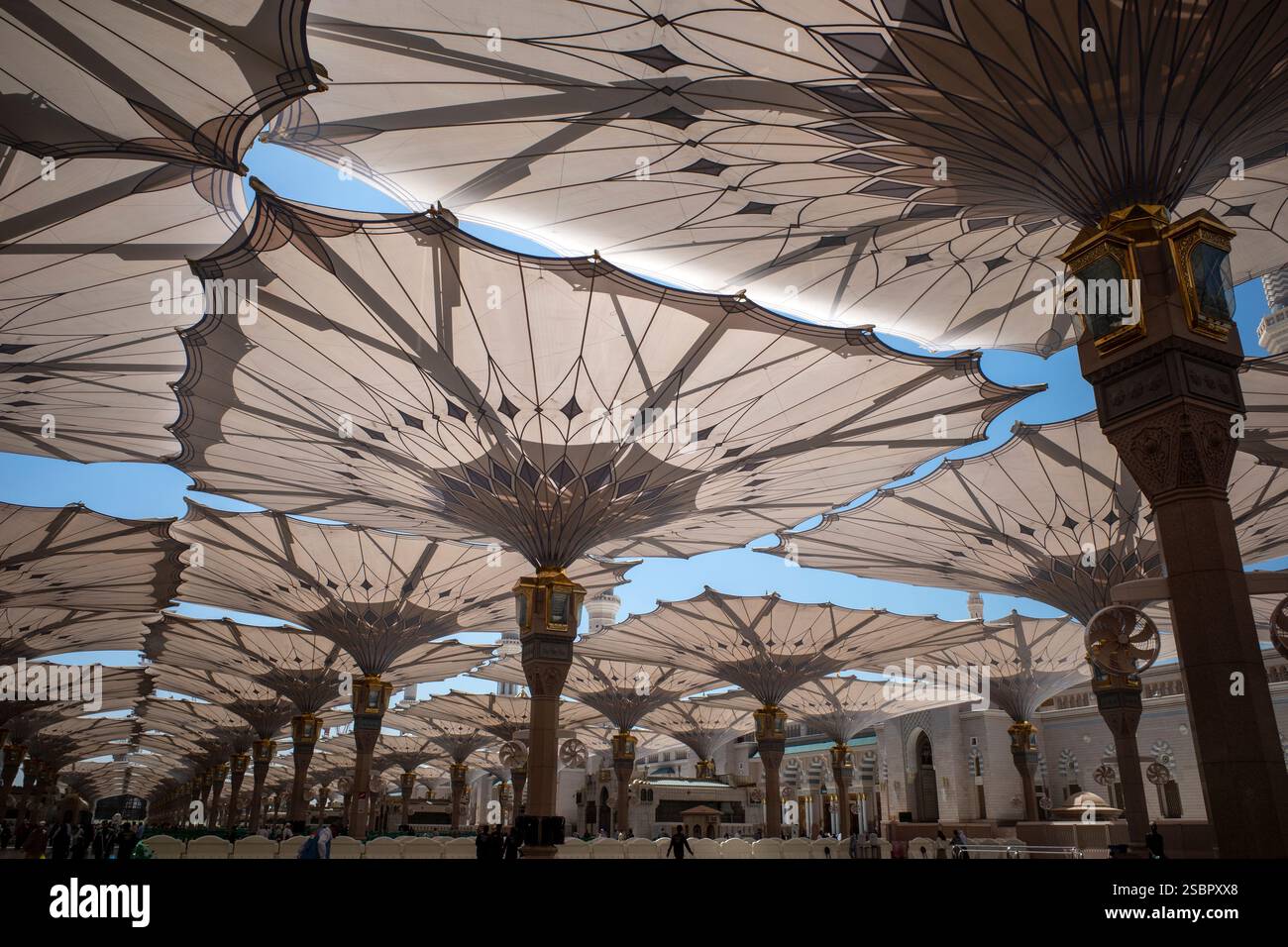 The giant automatic Umbrellas in Prophet Mosque in Madinah, also known ...