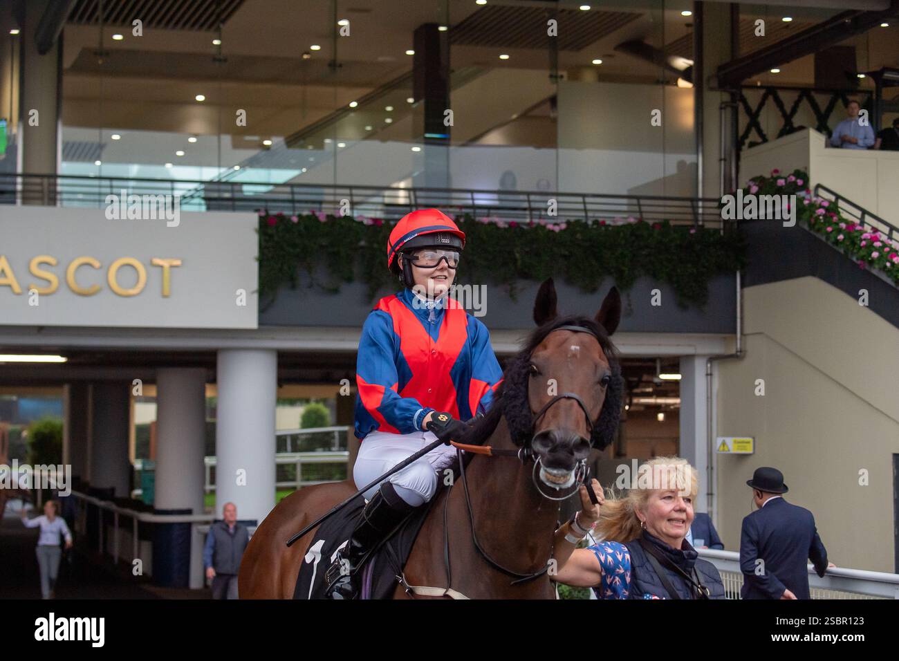 Miss ella smart hi-res stock photography and images - Alamy