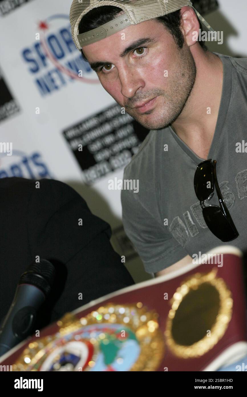 Joe calzaghe holding ibf wbo belts hi-res stock photography and images - Alamy