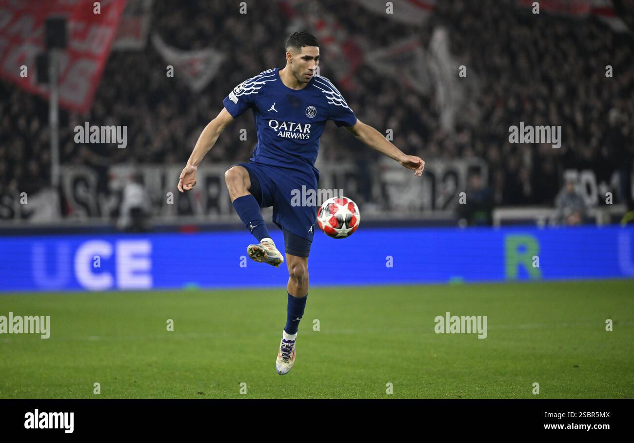 Achraf Hakimi FC Paris Saint-Germain PSG (02) Action on the ball Champions League, MHPArena, MHP ...