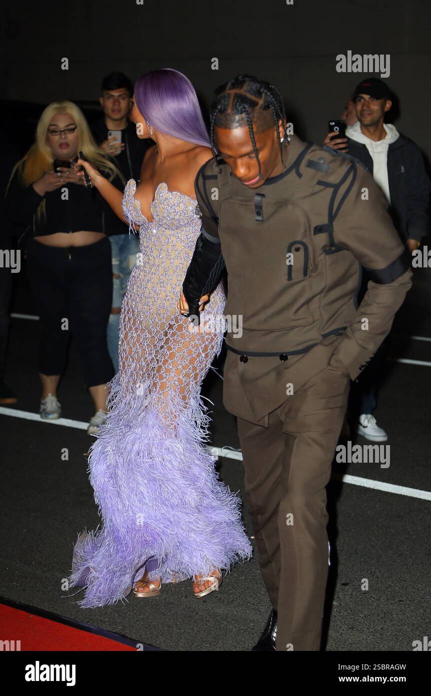 Kylie Jenner and Travis Scott arriving at The Mark Hotel following the ...