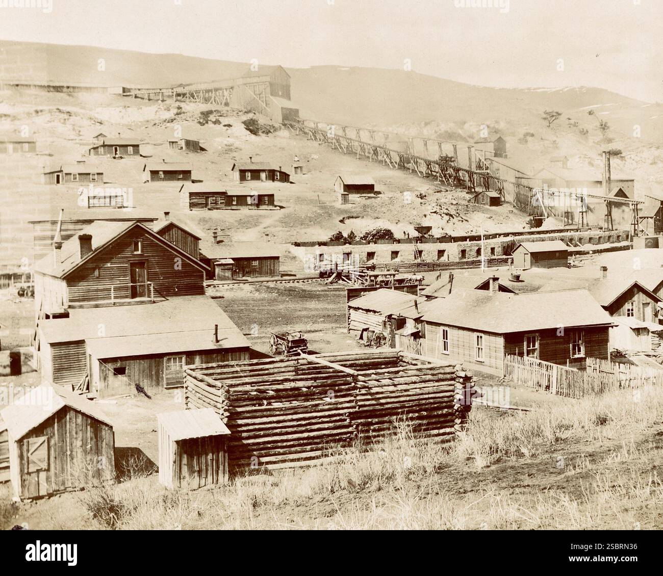 Mining Town 1800s, American Mining Town late 1800s Stock Photo - Alamy