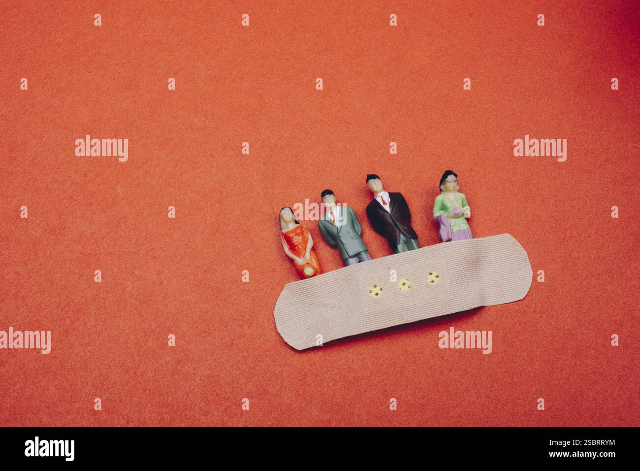 Dressing plasters, wound cross plastering band Stock Photo - Alamy