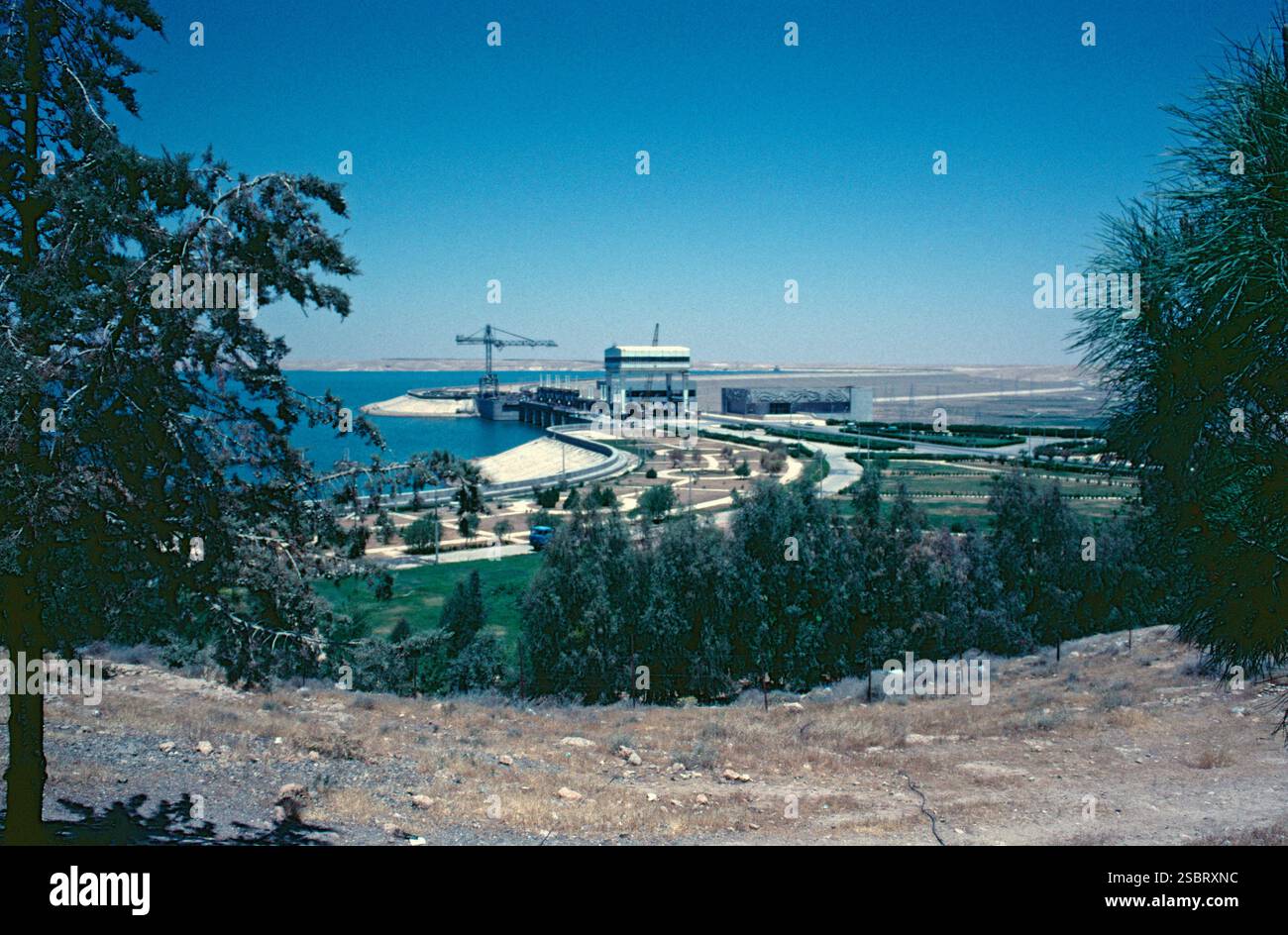Tabqa Dam, Lake Assad, power station, Al-Thawrah, Gouvernement ar-Raqqa ...