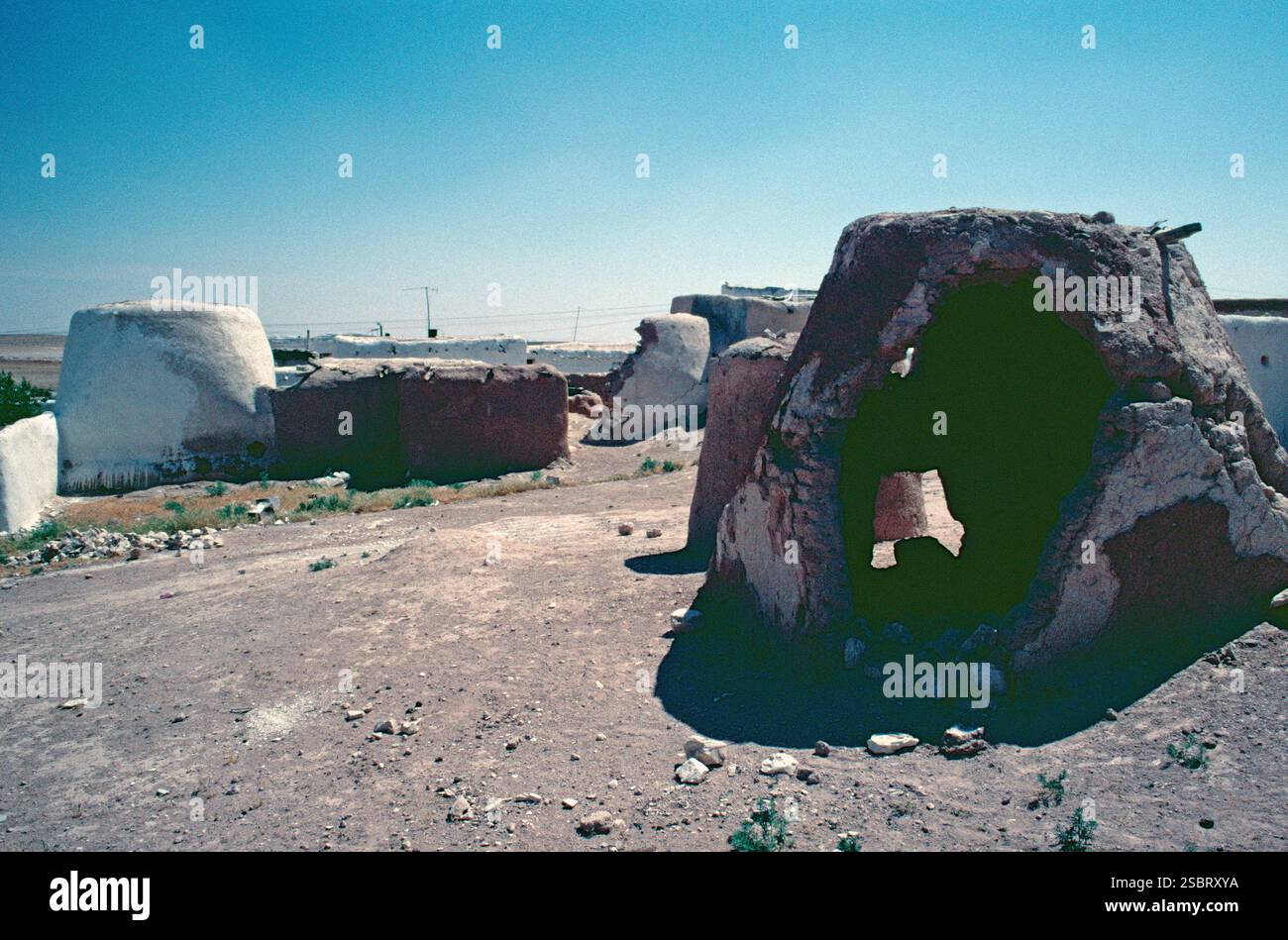 Dorf mit Trulli-Häusern, bei Aleppo, Nordsyrien, Syrien, Mai 1987 ...
