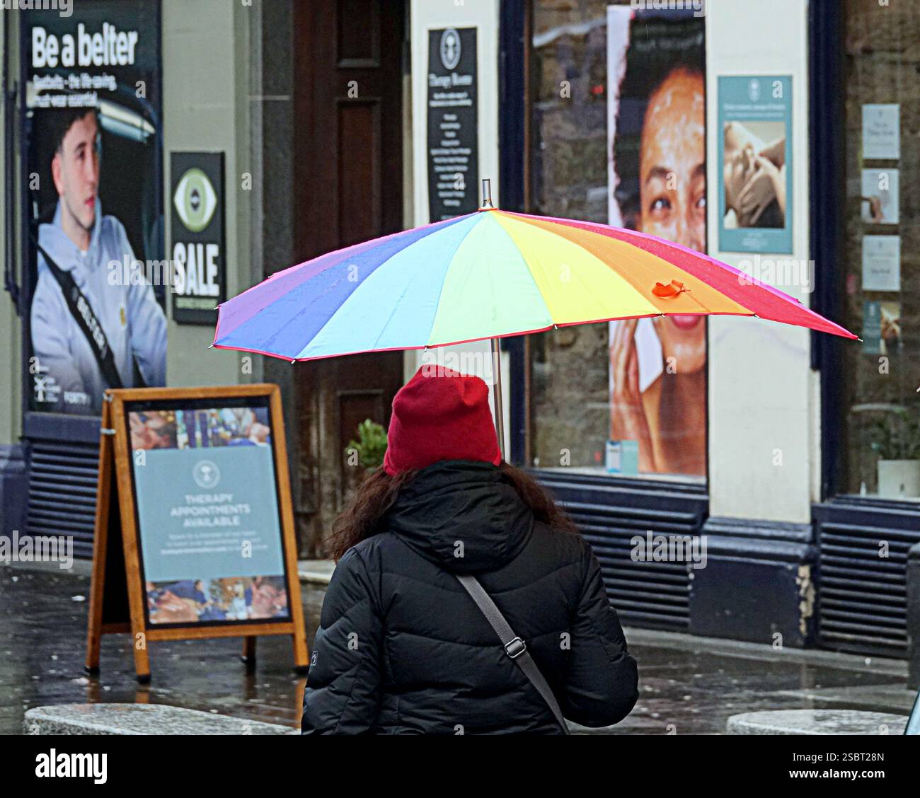 Glasgow, Scotland, UK. 4th February, 2025. UK Weather: Wet and mild in ...