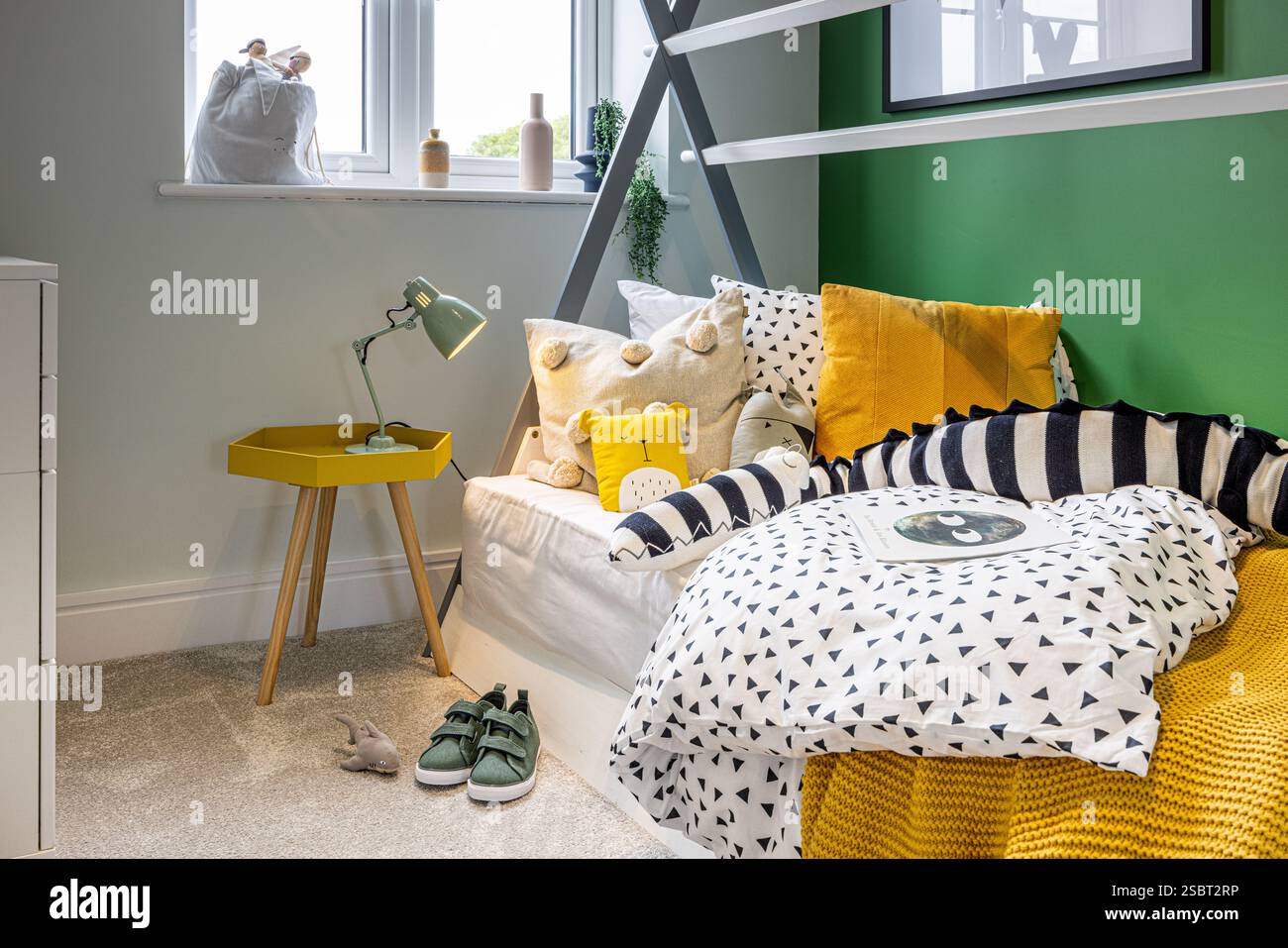 Residential developer home interior Stock Photo - Alamy
