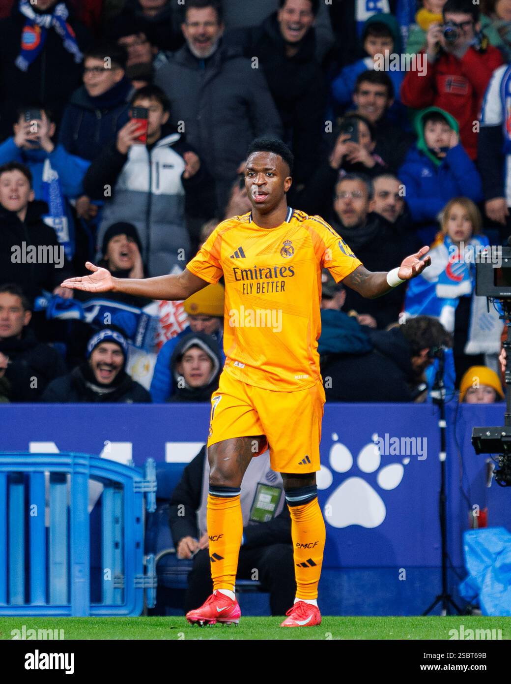 Barcelona, Spain. 1st February, 2025. VInicius in action during the ...