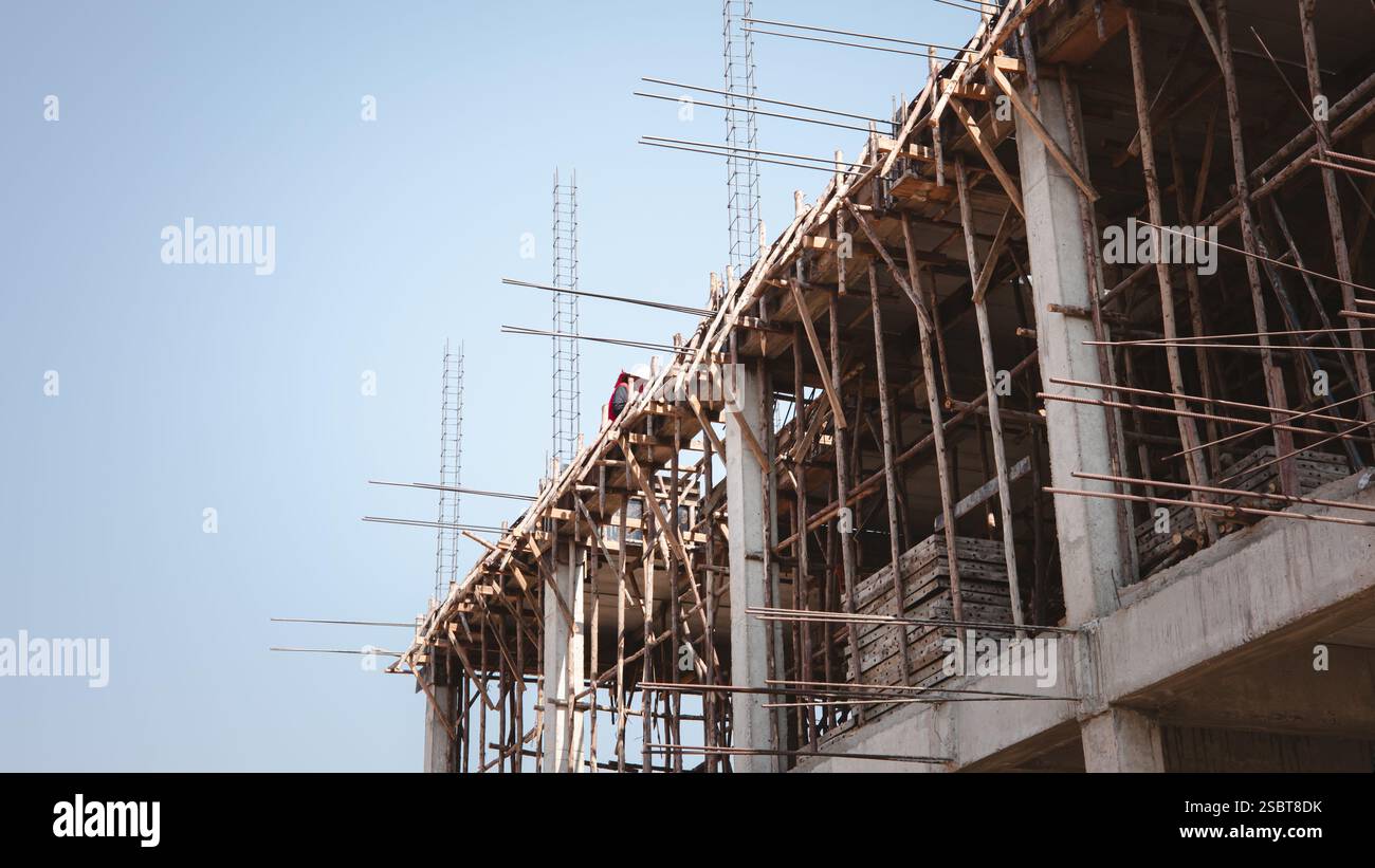 Construction site, Metal scaffolding and formwork, Beam formwork ...