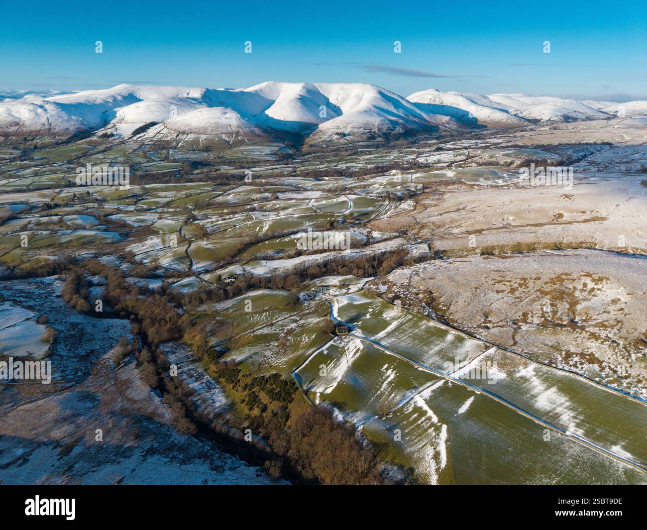 Howgill Fells, part of the Yorkshire Dales National Park, covered in ...