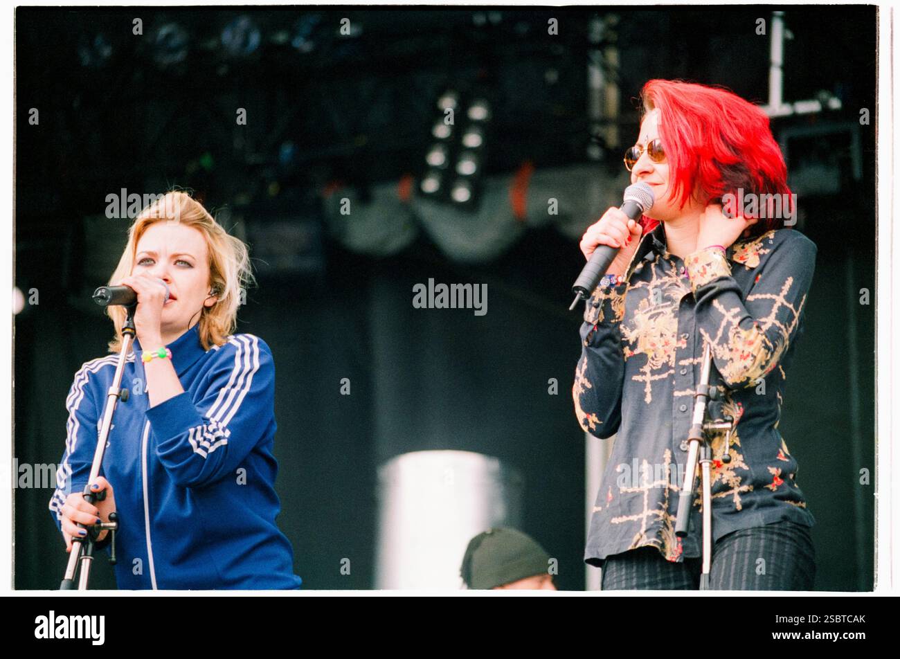 ALISHA'S ATTIC, CONCERT, 1997: Karen (blonde) and Shelly Poole of pop ...