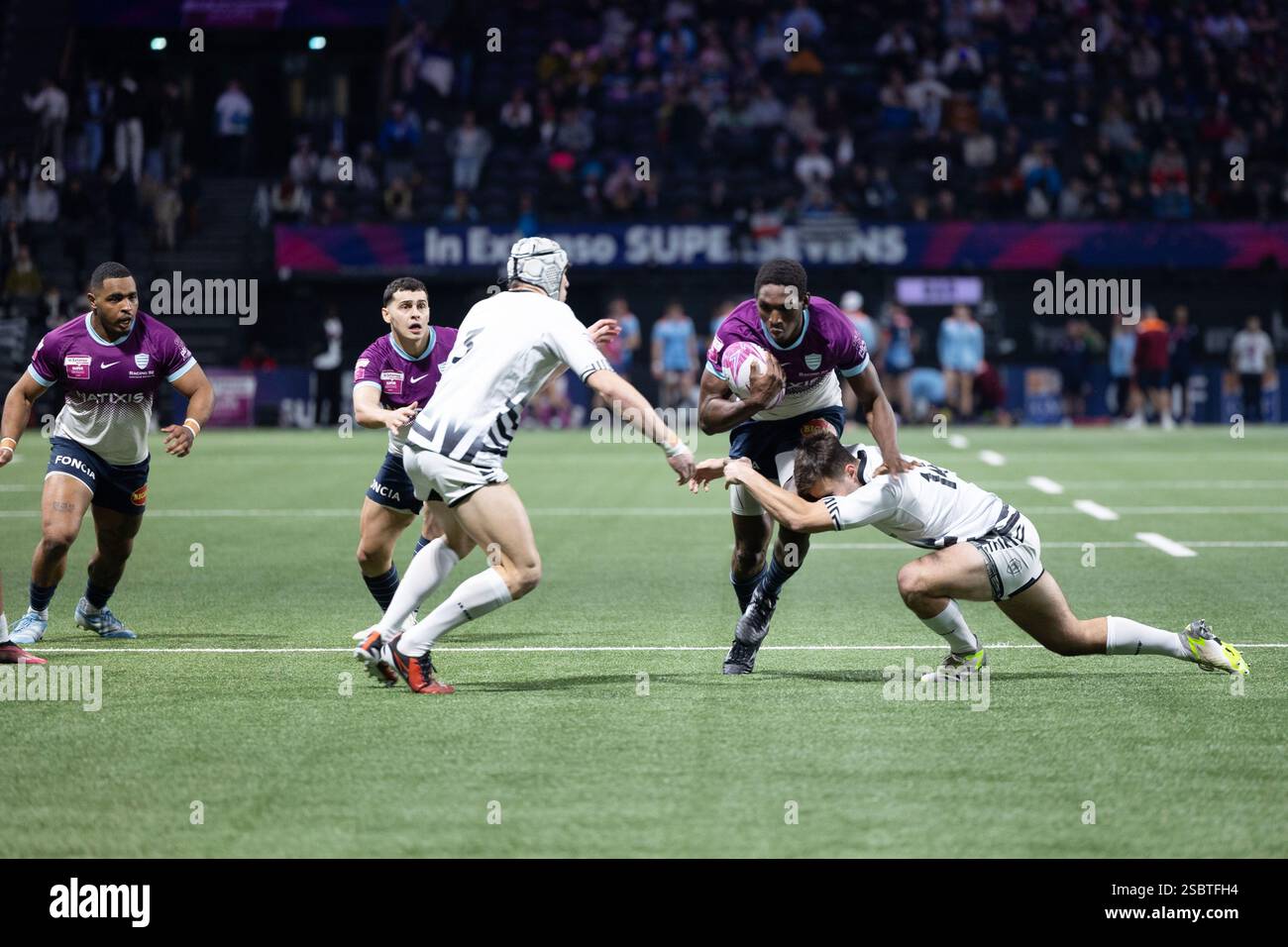 Nanterre, France. 01st Feb, 2025. Men's 1/4 final, Racing Sevens v RC ...