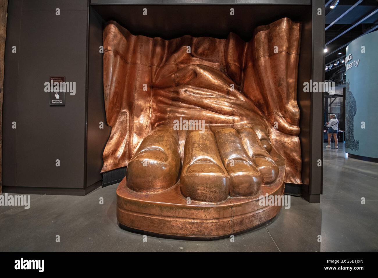 Full scale copper replica of the Statue of Liberty's foot, Statue of ...