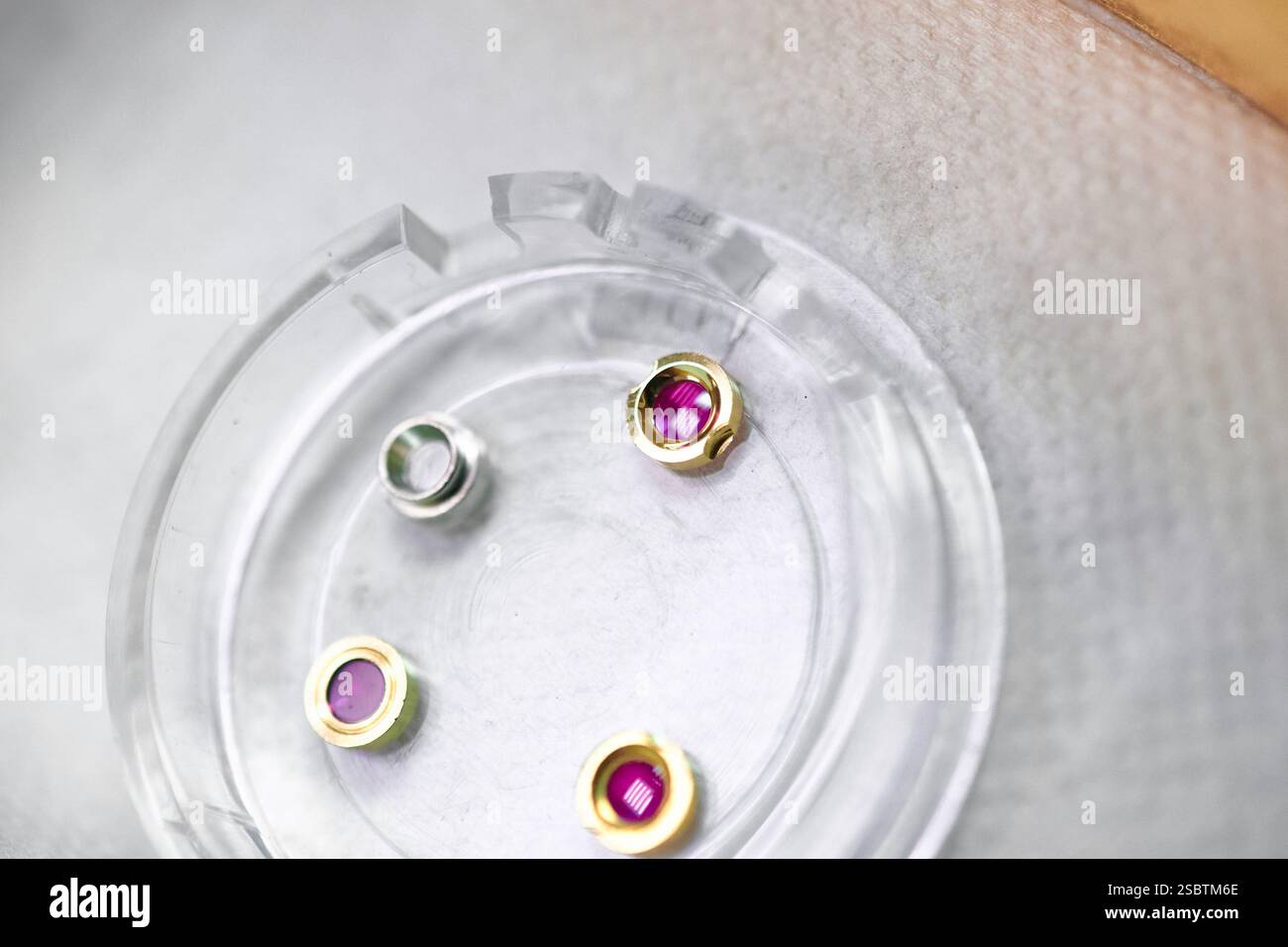 Ruby bearings hi-res stock photography and images - Alamy